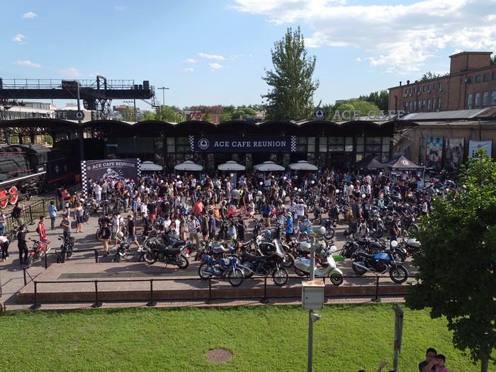 重拾英伦老腔调——北京CAFE RACER复古摩托车聚会 - 知乎