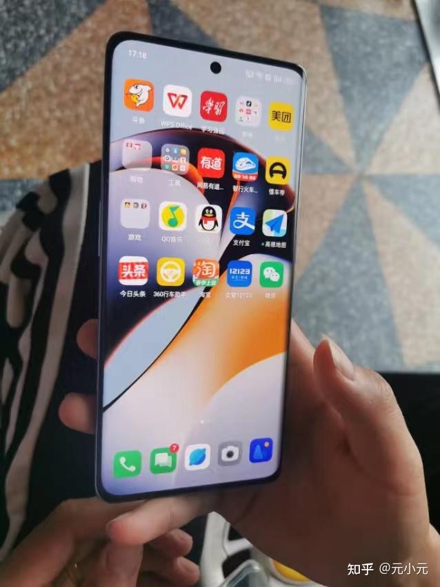 618手机k60pro和一加ace2那个更值得入手，想用的时间长一点?