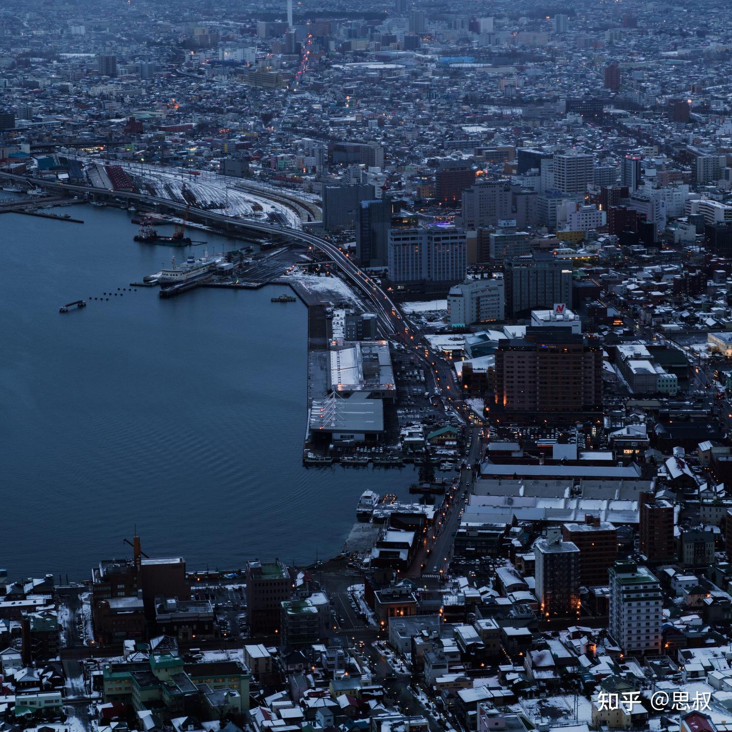 腾龙28-75mm F/2.8 Di III VXD G2值不值得买？谈谈腾龙2875二代与其他E卡口标准变焦镜头对比 - 知乎