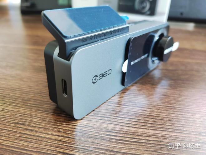 小身材 高颜值 3K超清 AI智能语音 天花板级行车记录仪K580深度体验