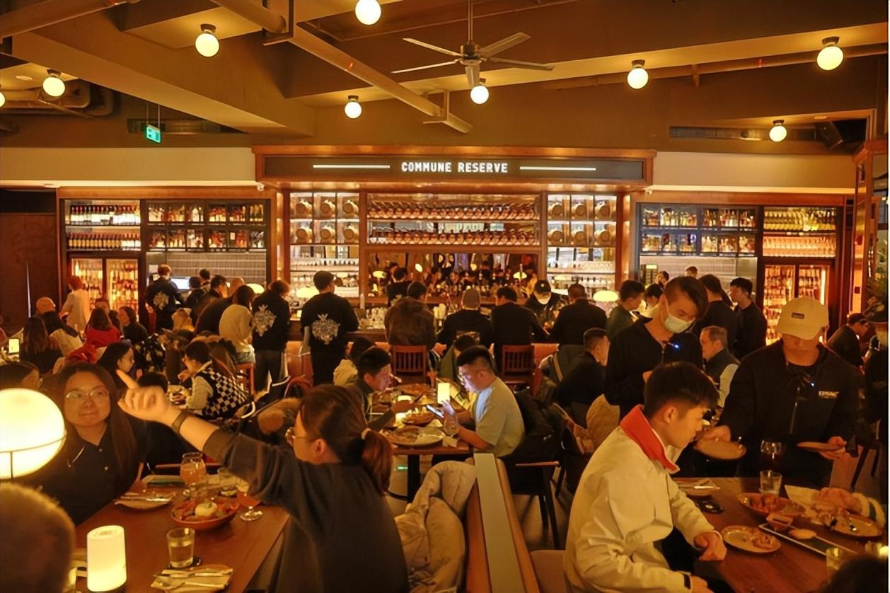 COMMUNE幻师品牌升级，同步呈现全国首家COMMUNE MUSEUM幻师臻选店 - 知乎