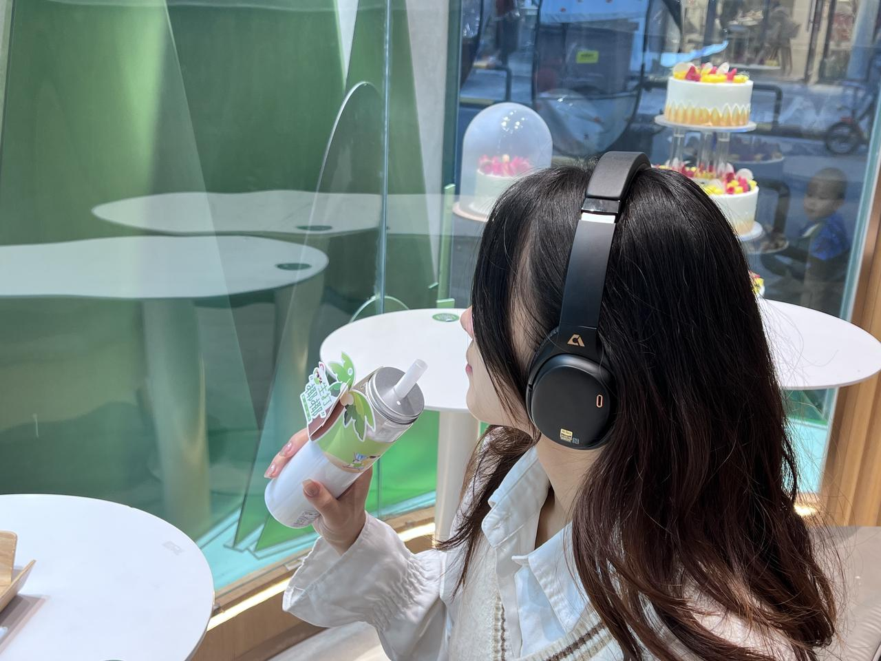 头戴式蓝牙耳机推荐，一魔声学E700头戴式耳机测评，千元内音质最好的头戴式耳机！ - 知乎