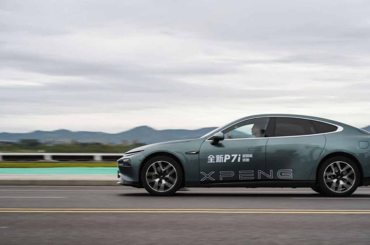 辅助驾驶的终极形态？小鹏P7i Xnet技术详解 - 知乎