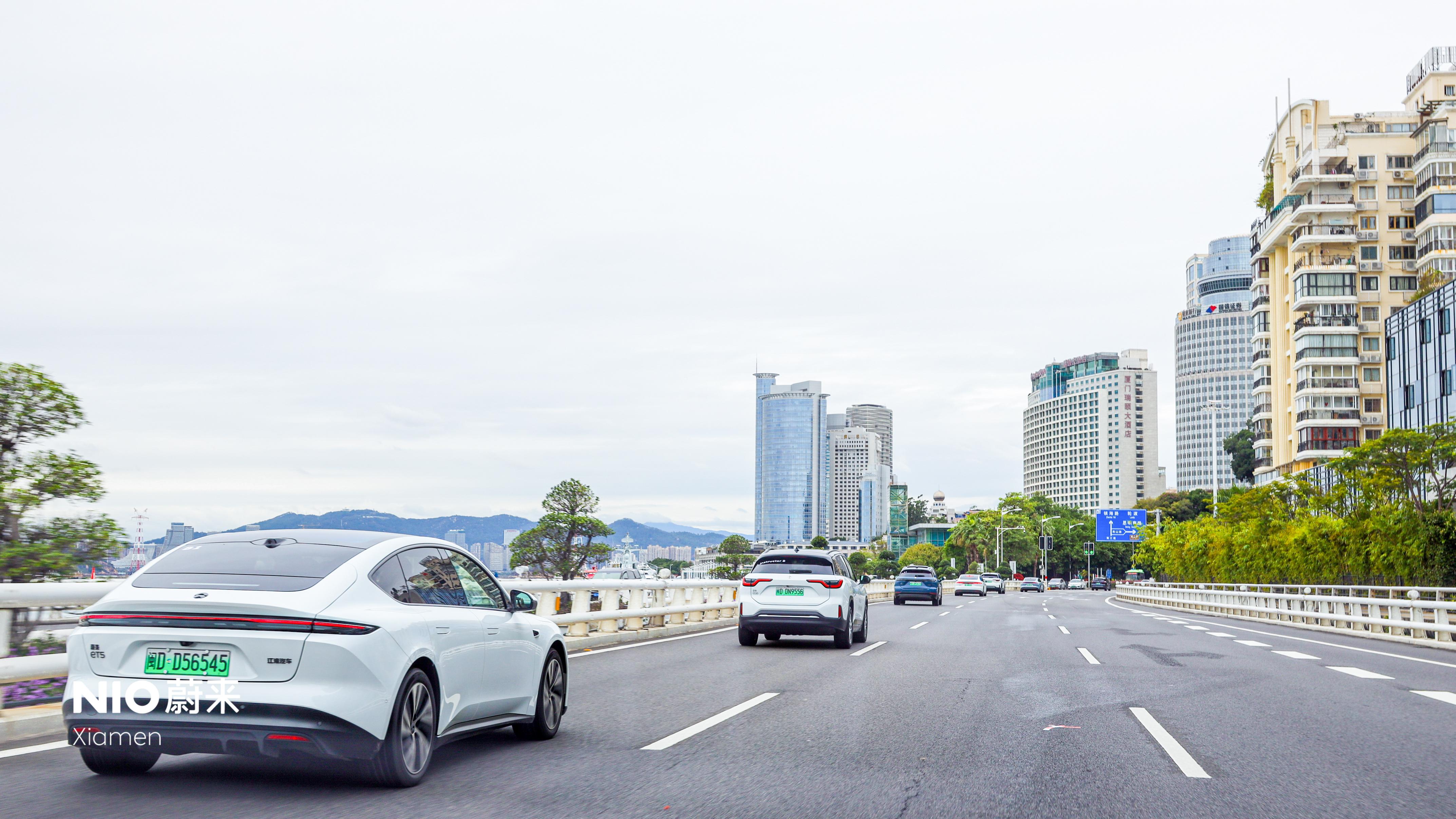 试驾蔚来ET5，颜值、操控全都有，你还在看34C？_团车网