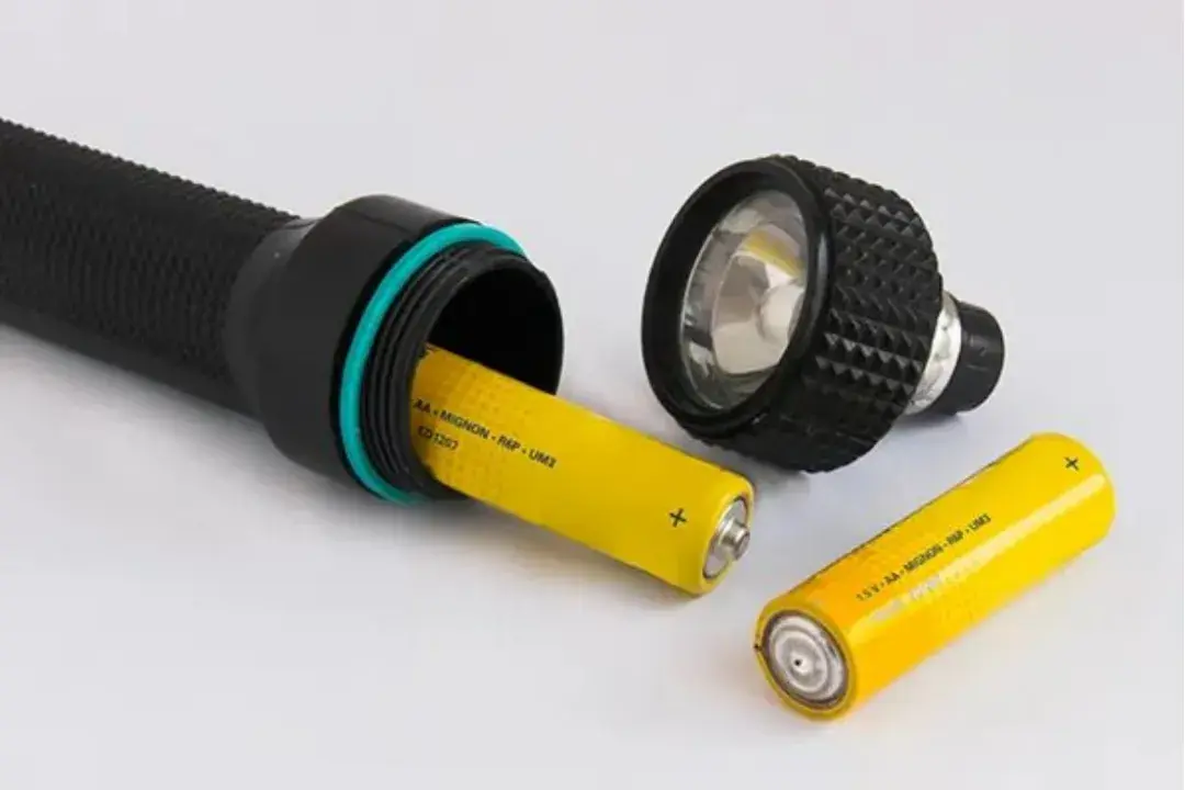 电池不都是危险品！到底如何正确出运？ - 知乎