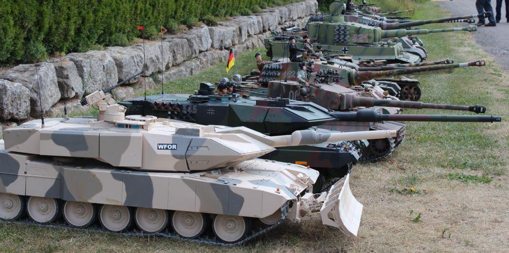 Leopard 2 各型号实物图收集 - 知乎