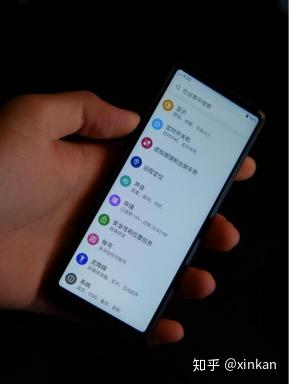 88％屏占比，499元神机——多亲Qin2 - 知乎