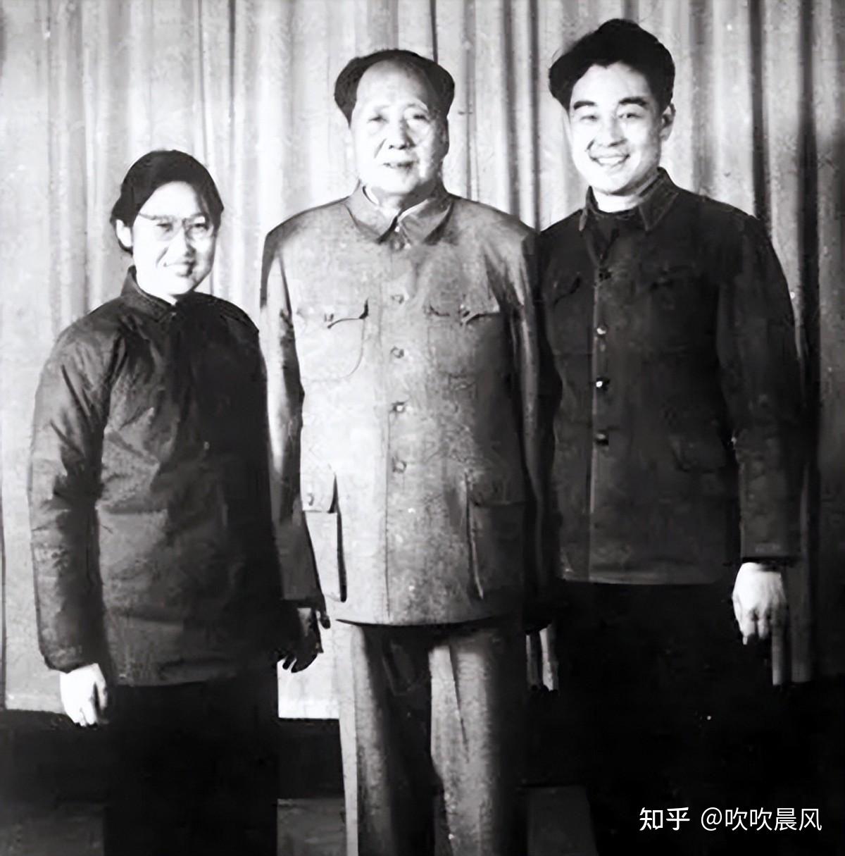 海南一山峰像毛主席，孔令华跪在地上泪流满面！ - 知乎