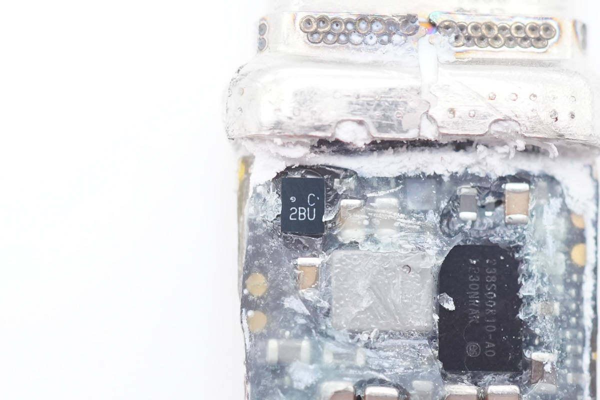 拆解报告：Apple Watch ultra原装磁吸无线充电器A2515 - 知乎