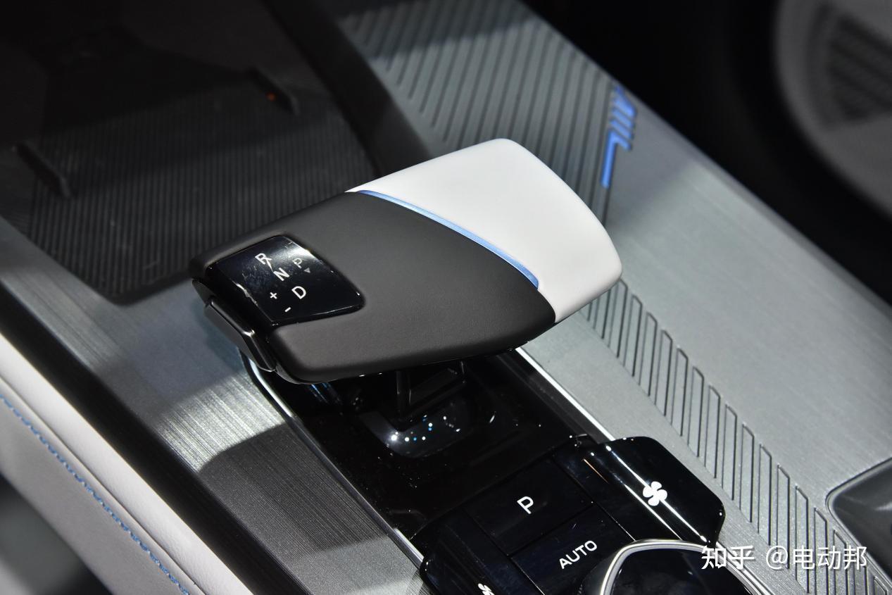 油耗低至3.8L/最大续航1200km+，欧尚Z6 iDD是新能源领域最优解 - 知乎