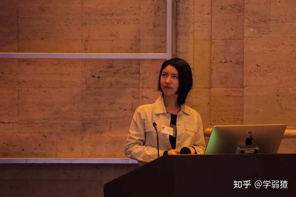 《人物》第九期：Iris Pan - 知乎