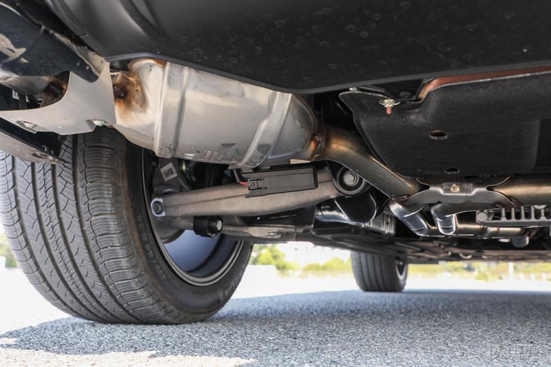 赛道试驾2022款保时捷Macan 四代EA888首度入华 - 知乎