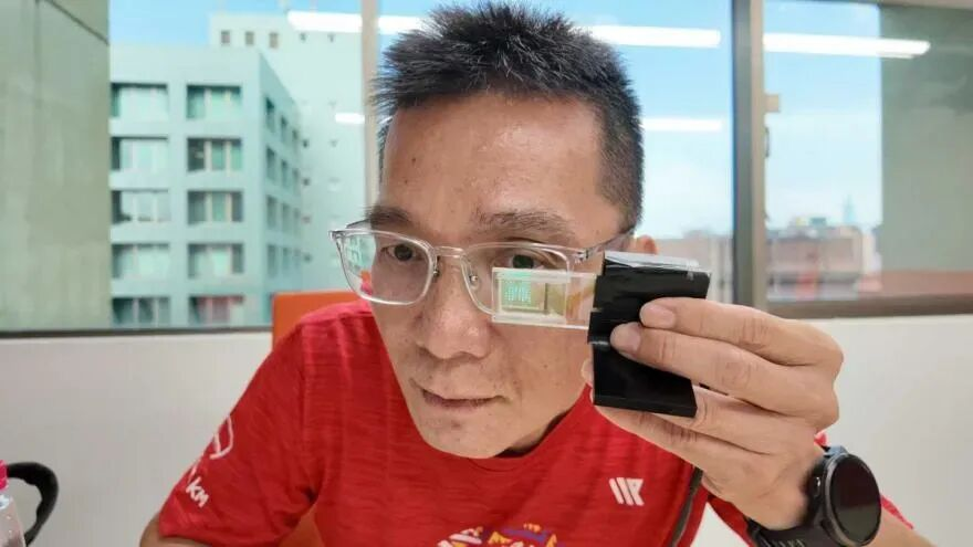 2025年，13款Micro LED AR眼镜亮相 - 知乎