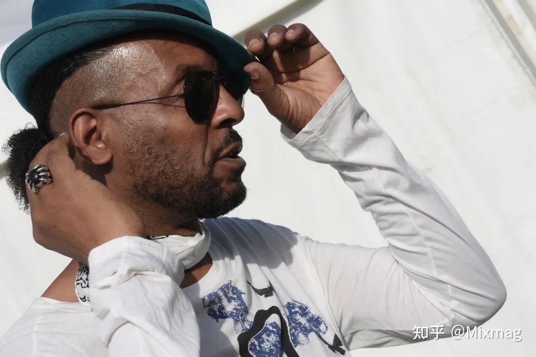 迎接Mixmag 40周年：对谈创刊首位封面明星Jeffrey Daniel - 知乎