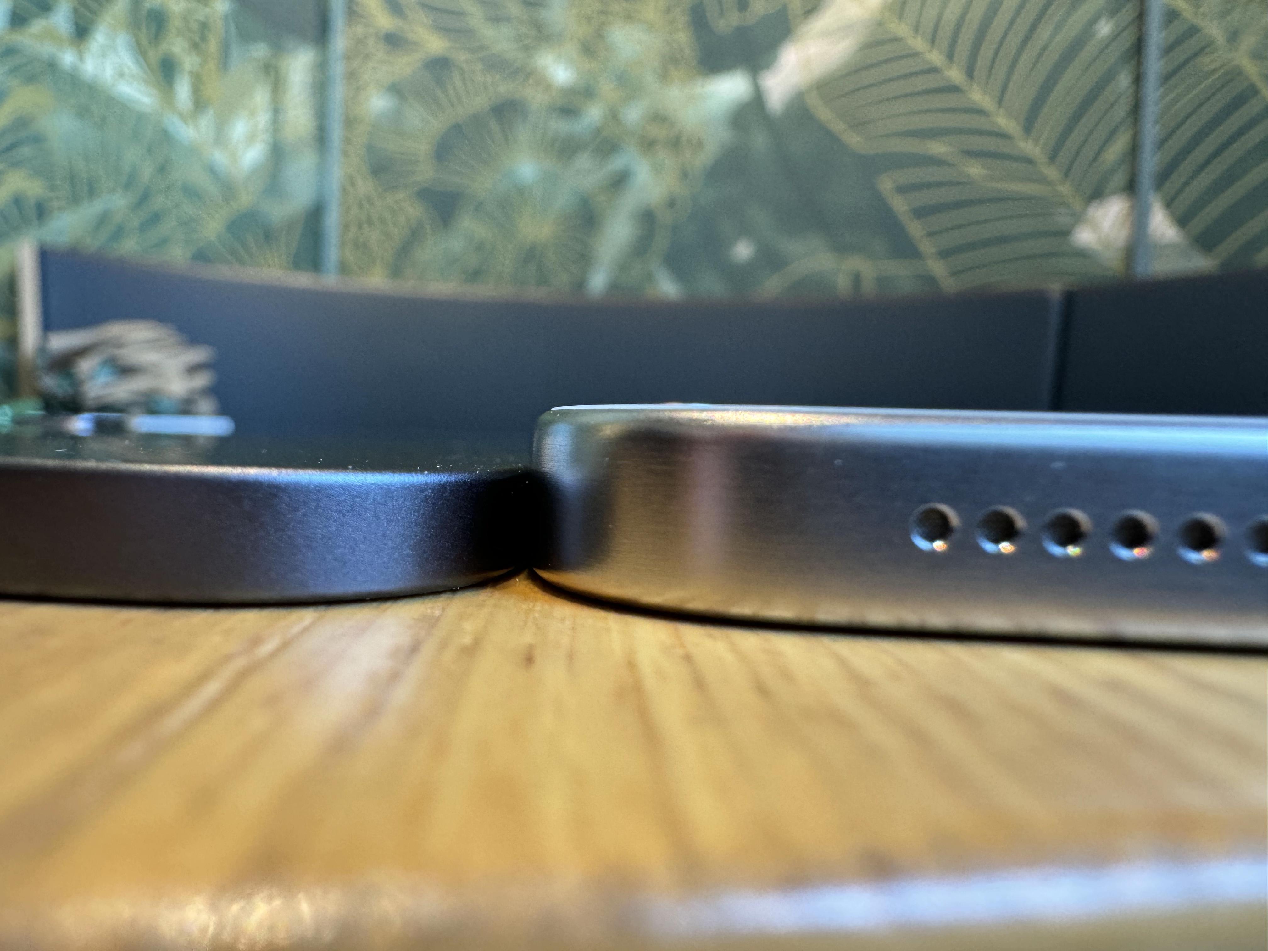 2024款iPad Pro M4全面解读，M4芯片性能、双层OLED、轻薄设计、全新外设、软件生态等！新款iPad Pro值得买吗？如何选择 ...