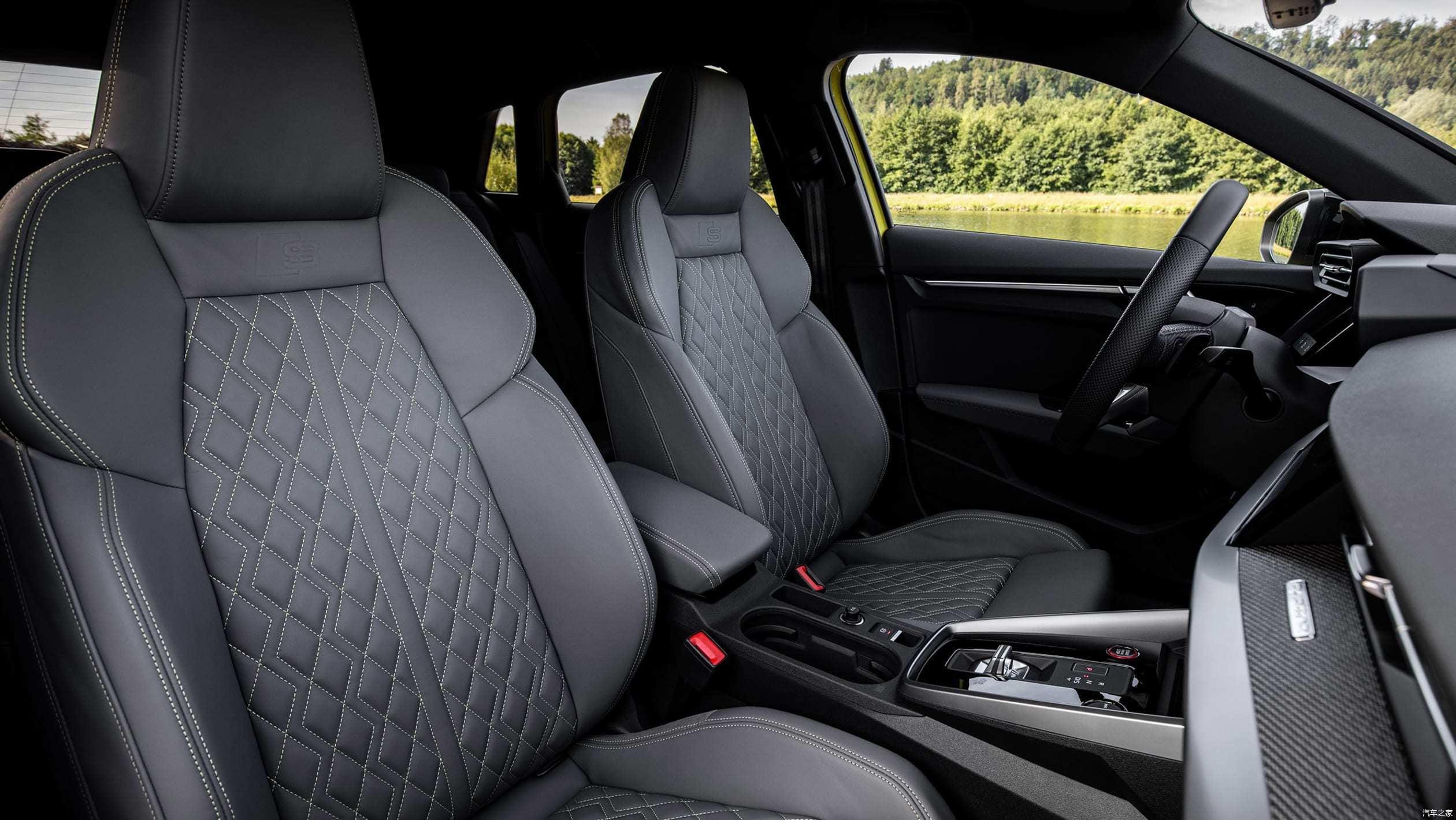 主要的进化在外观内饰和电子技术方面，全新奥迪S3大量实拍图发布 - 知乎