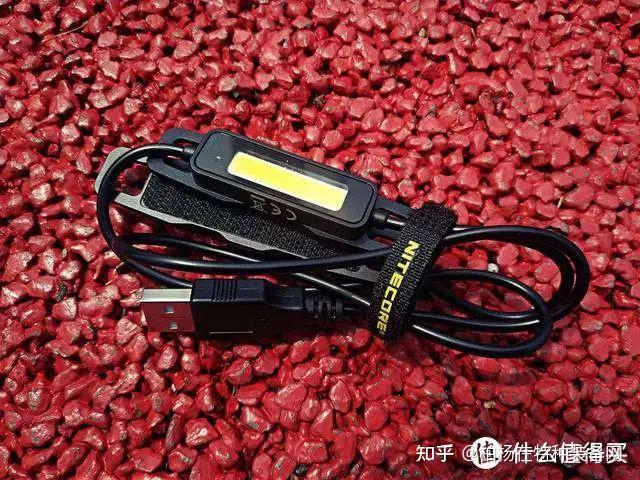 更轻、更舒适：奈特科尔UT05腰灯&BLT10越野跑腰包评测