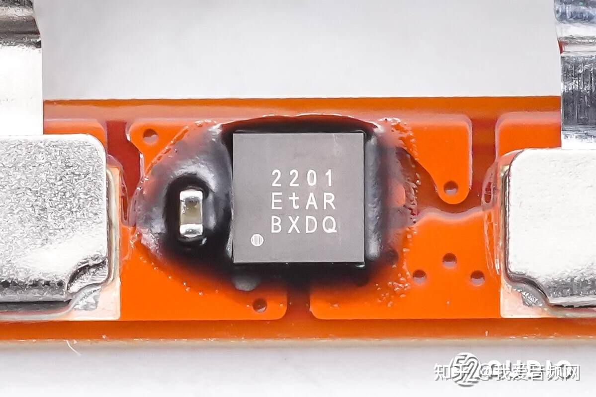 小天才电话手表Q2A拆解，1.3英寸高清彩色屏，200万像素摄像头 - 知乎