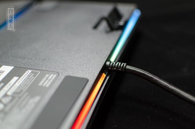 外观出众，手感一般——RAZER猎魂光蛛精英版测评 - 知乎