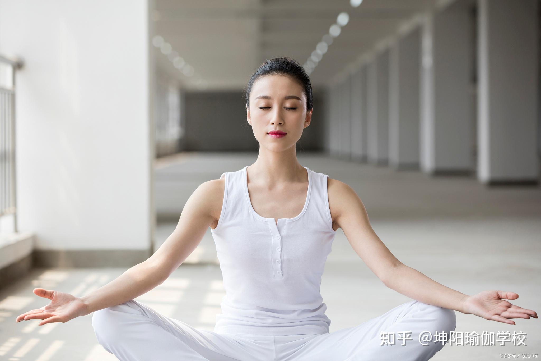 瑜伽教练培训：为你解析瑜伽教练认证RYT和RYS的区别 - 知乎