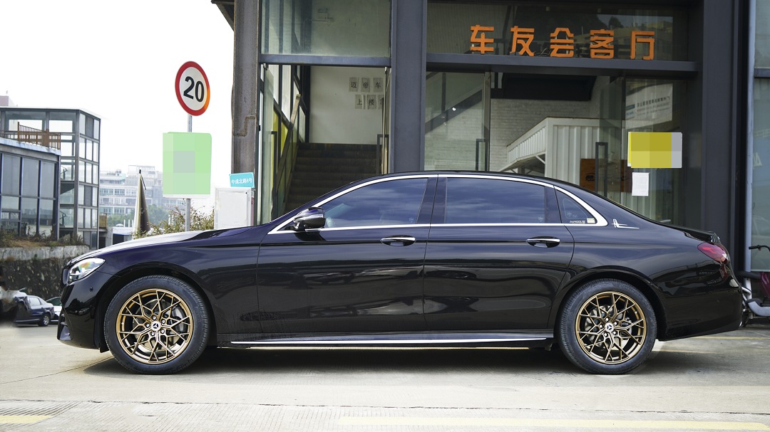 奔驰E300L升级案例，改装TEI刹车前6后4套件，颜值高、性能强 - 知乎