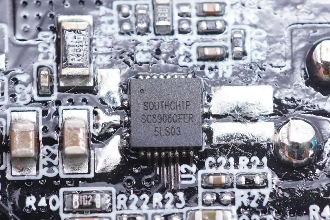 南芯推出十余款升降压充电芯片，充电器、充电宝、户外电源都能用 - 知乎