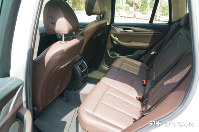 奥迪Q5L对比宝马X3：个性与均衡，怎么抉择？ - 知乎