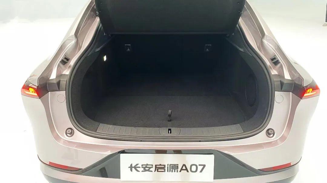 实拍长安启源A07：这些看不到的细节，必须提前感受一下 - 知乎