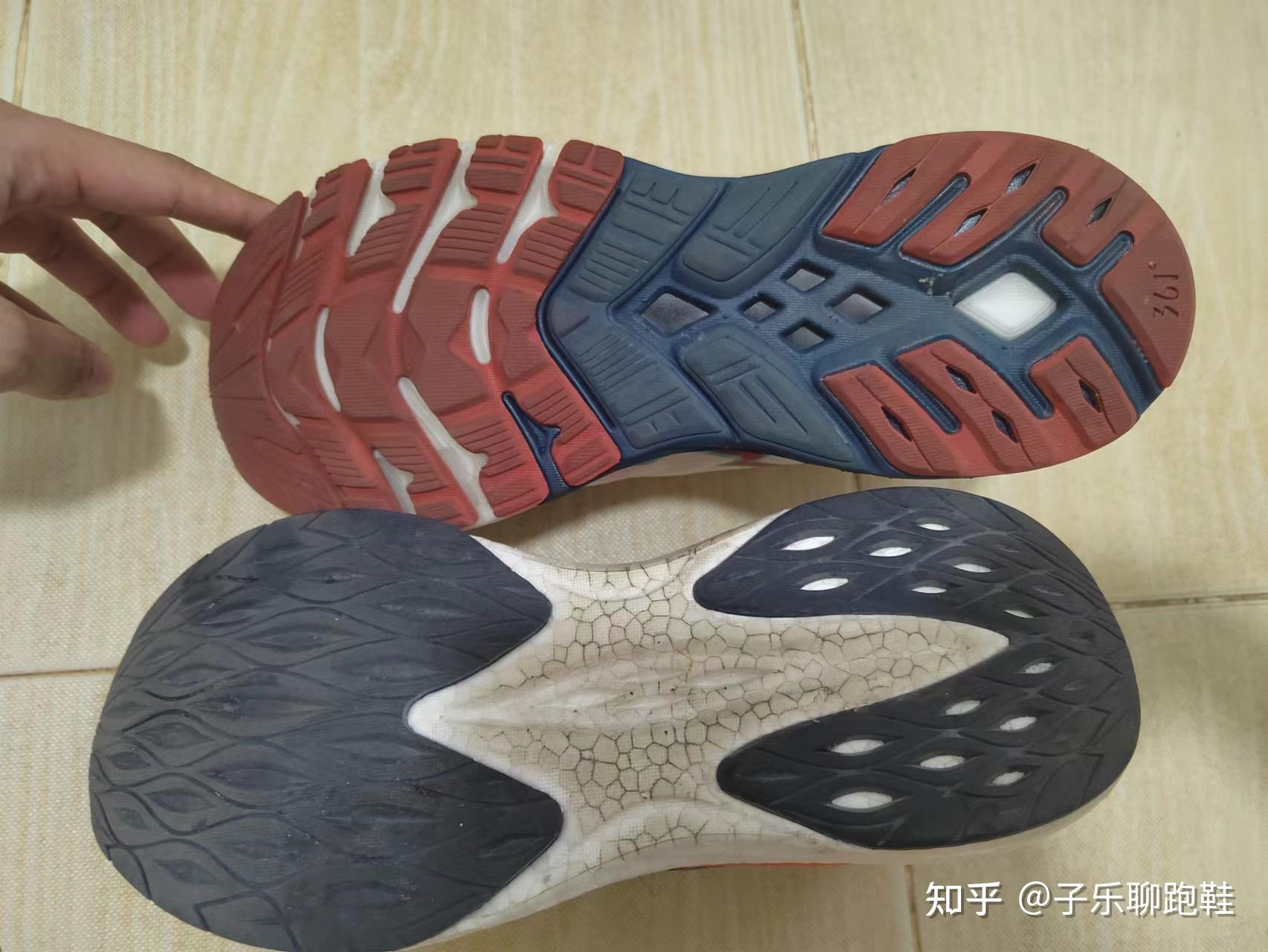 【国产顶级缓震跑鞋】361° 国际线 Spire S2，缓震回弹包裹有惊喜，361° 国际线 Spire S2 50km跑步鞋测评