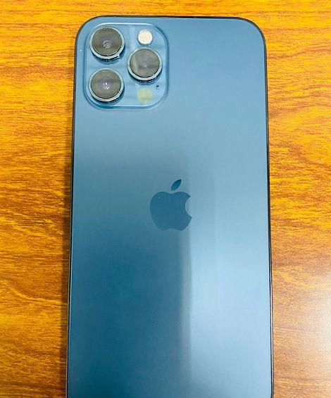 iPhone13性能强大，iPhone12PM更有高级感！到底应该买哪一款？ - 知乎