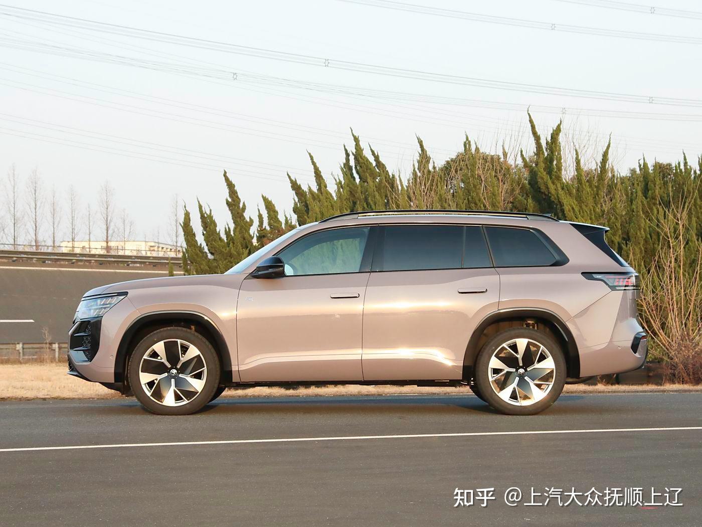 全新升级抚顺全场景SUV 途昂Pro和XT6对比测评 - 知乎