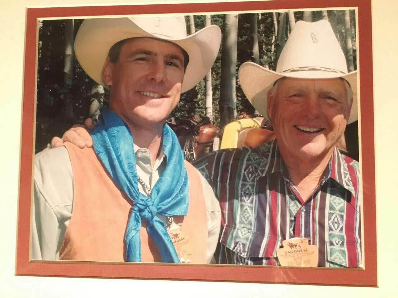 Todd Sandness 是誰? Who is Todd Sandness? - GetIt01