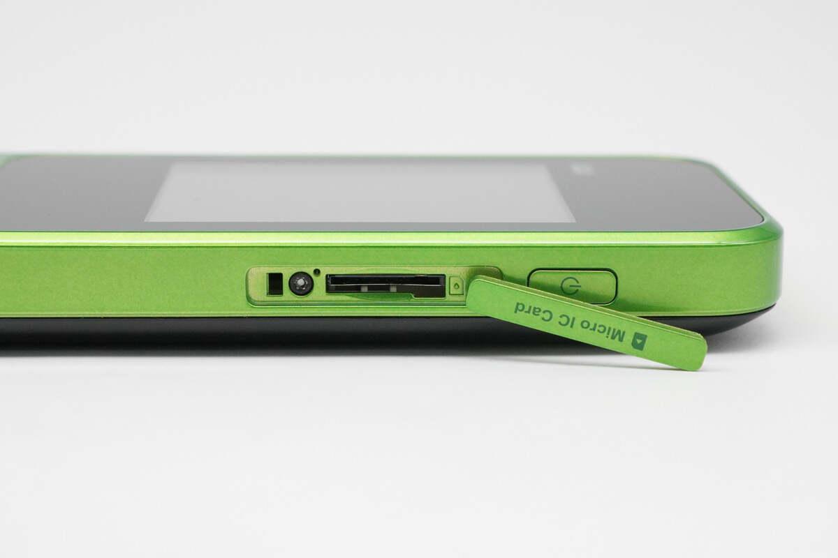 功能机外观，可触屏操作，HUAWEI Speed WiFi Next W04 随身WiFi评测 - 知乎