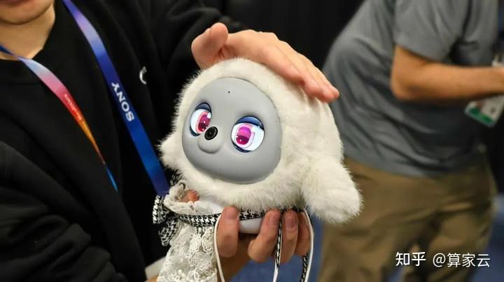 CES 2025最大黑马竟是“毛绒宠物”？萌友智能公司推出AI机器人Ropet - 知乎