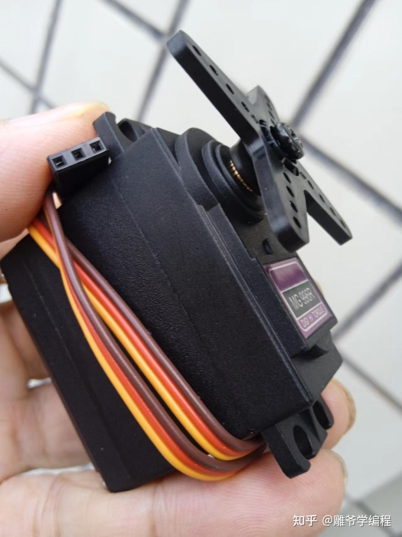 【雕爷学编程】Arduino动手做（167）---MG996R金属齿轮舵机 - 知乎