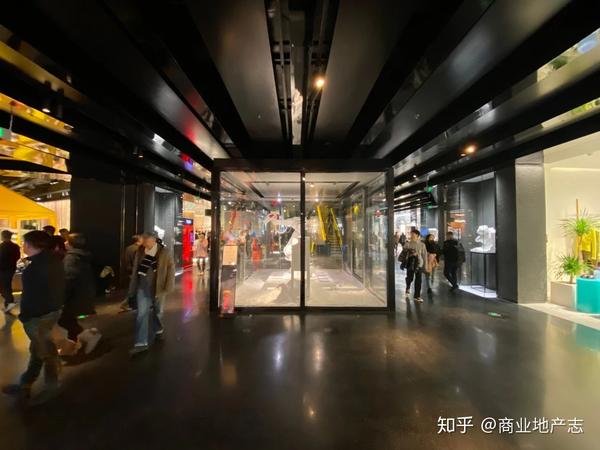 实探SKP-s: 创新过头OR创意无限？ - 知乎