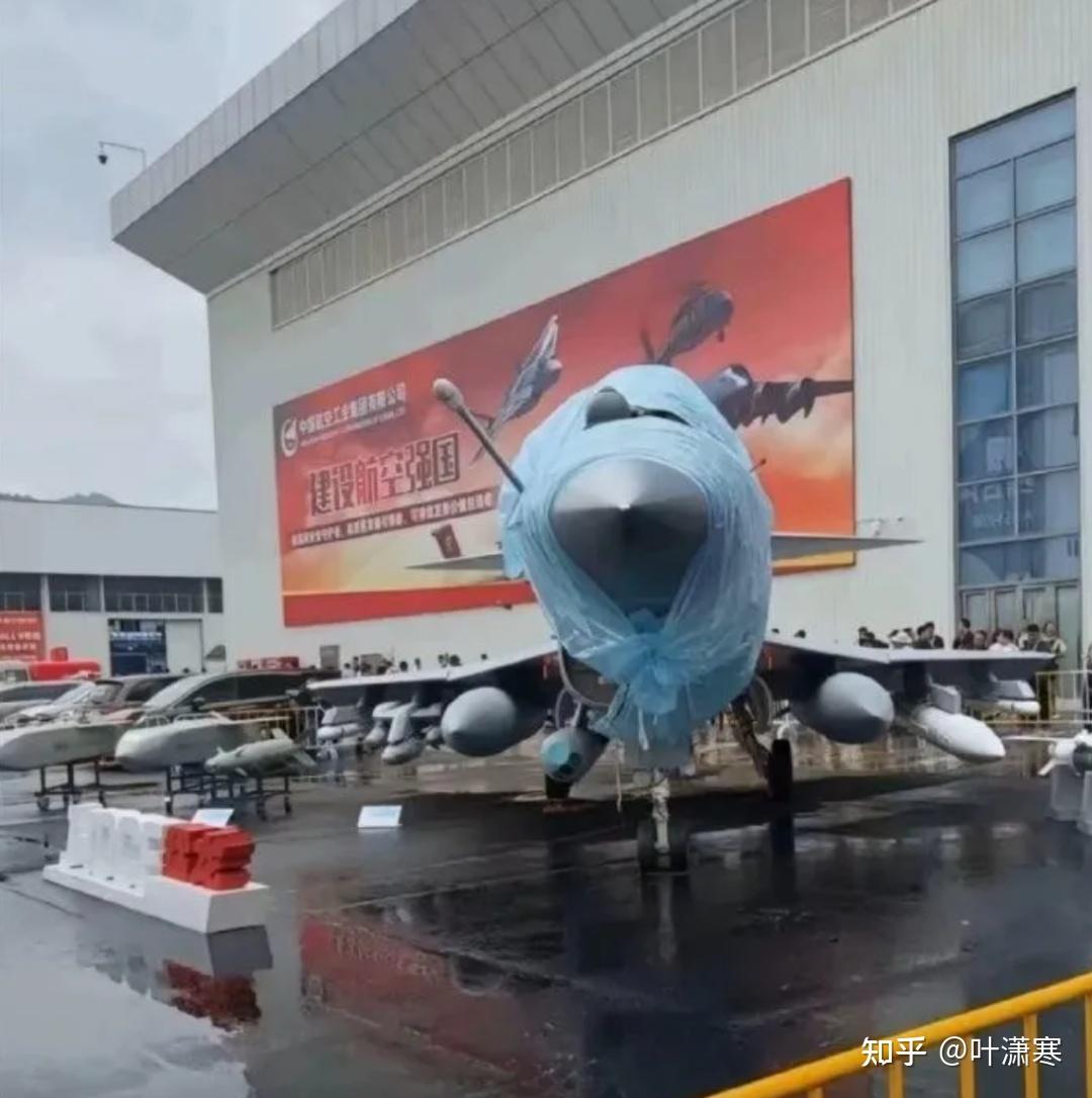 歼-10CE一战封神，成国际顶流！“争气机”诞生背后，这群最懂战斗机的“男神女神”令无数人热泪盈眶…… - 知乎