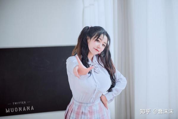 穆零Mu0写真合集cos图片:老师学生 免费在线看图 - 知乎