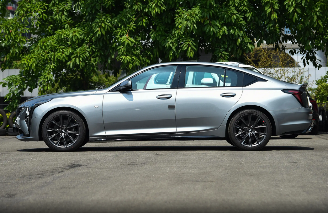 凯迪拉克CT5购车手册来了，四个型号各有特色，入门即高配 - 知乎