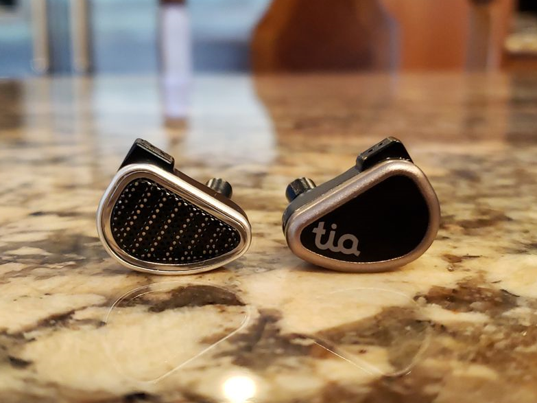 隔而不离的开放设计 - 64 Audio Duo 横评及搭配 - 知乎