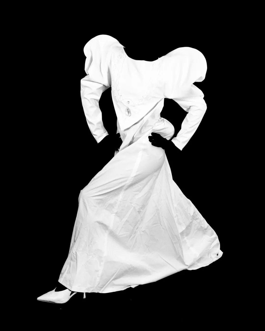 年末大秀直播筹备中！CSM WHITE SHOW 上年度作品回顾 - 知乎