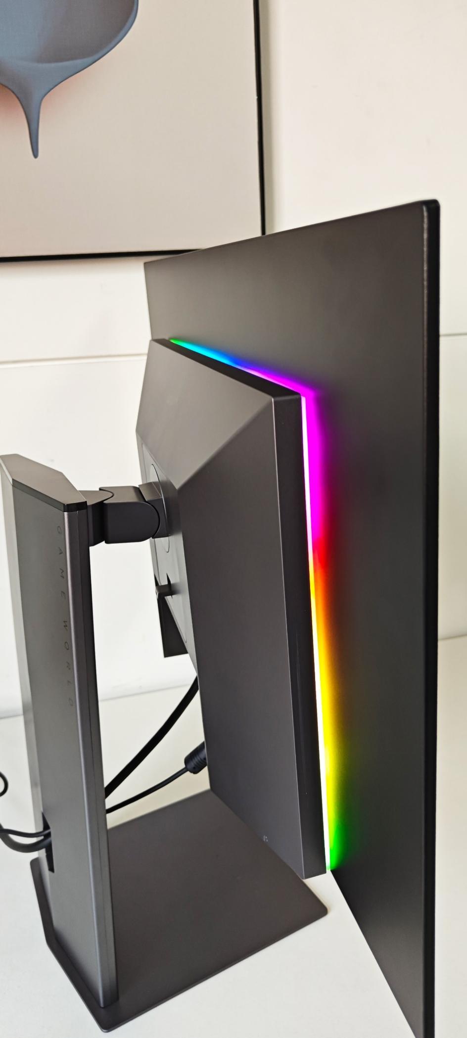 2K 240Hz OLED ！ 国民OLED HKC OG27QK上手评测 - 知乎