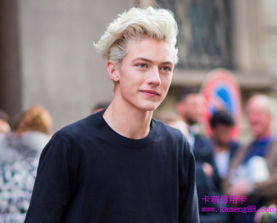 19岁超模小鲜肉Lucky Blue Smith喜当爹 - 知乎