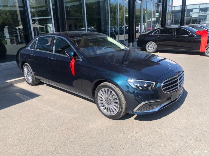 奔驰E300尊贵版补交提车作业！以及3个月用车分享！ - 知乎