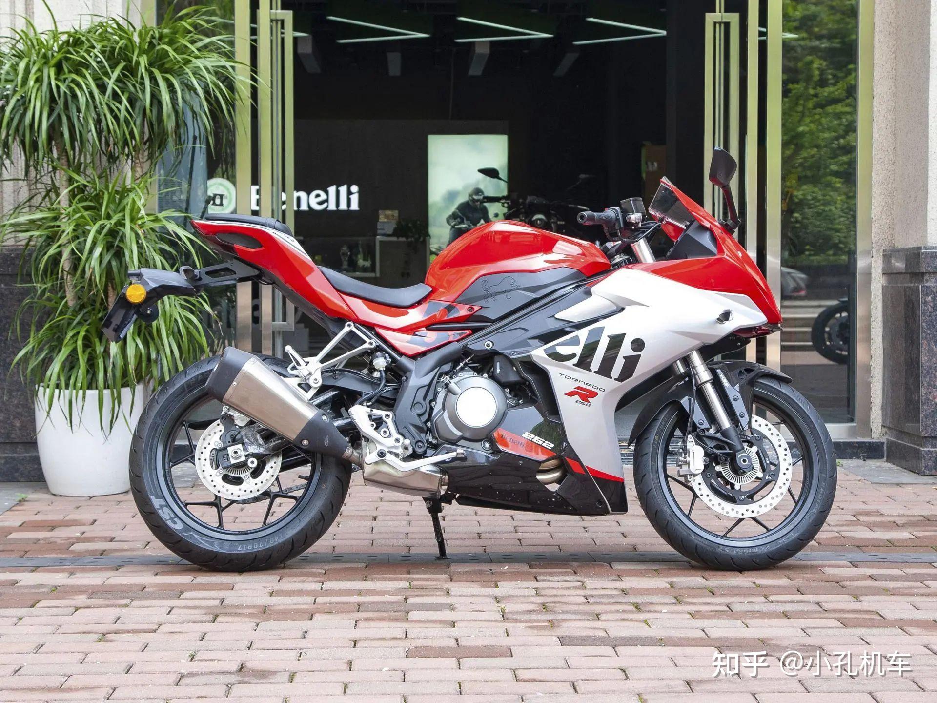 贝纳利双缸252跑车，能否刮起你心中的龙卷风 - 知乎