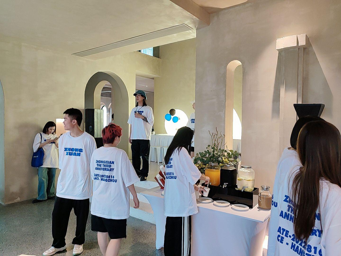 上海烩见公司团建 公司自助餐上门 草坪婚礼自助餐 户外烧烤BBQ 会议茶歇服务 - 知乎