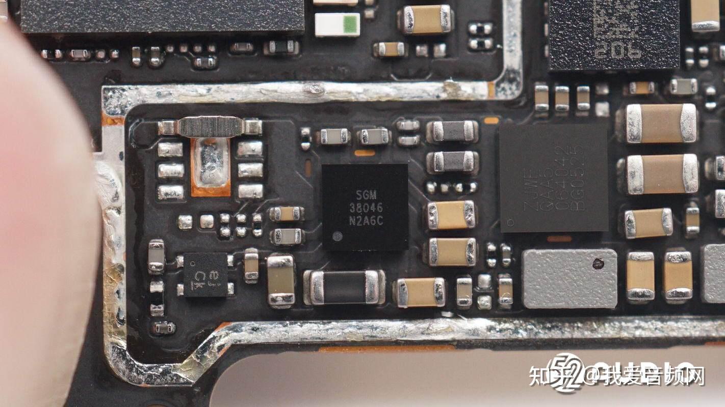 小天才儿童电话手表Z9拆解，升级CaremeOS 2.0系统，新增轨迹热力图显示 - 知乎