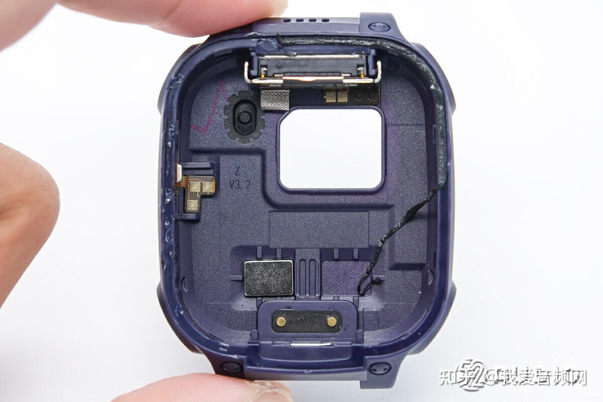 小天才儿童电话手表Q1A拆解，1.3英寸高清彩色屏，200万像素摄像头 - 知乎
