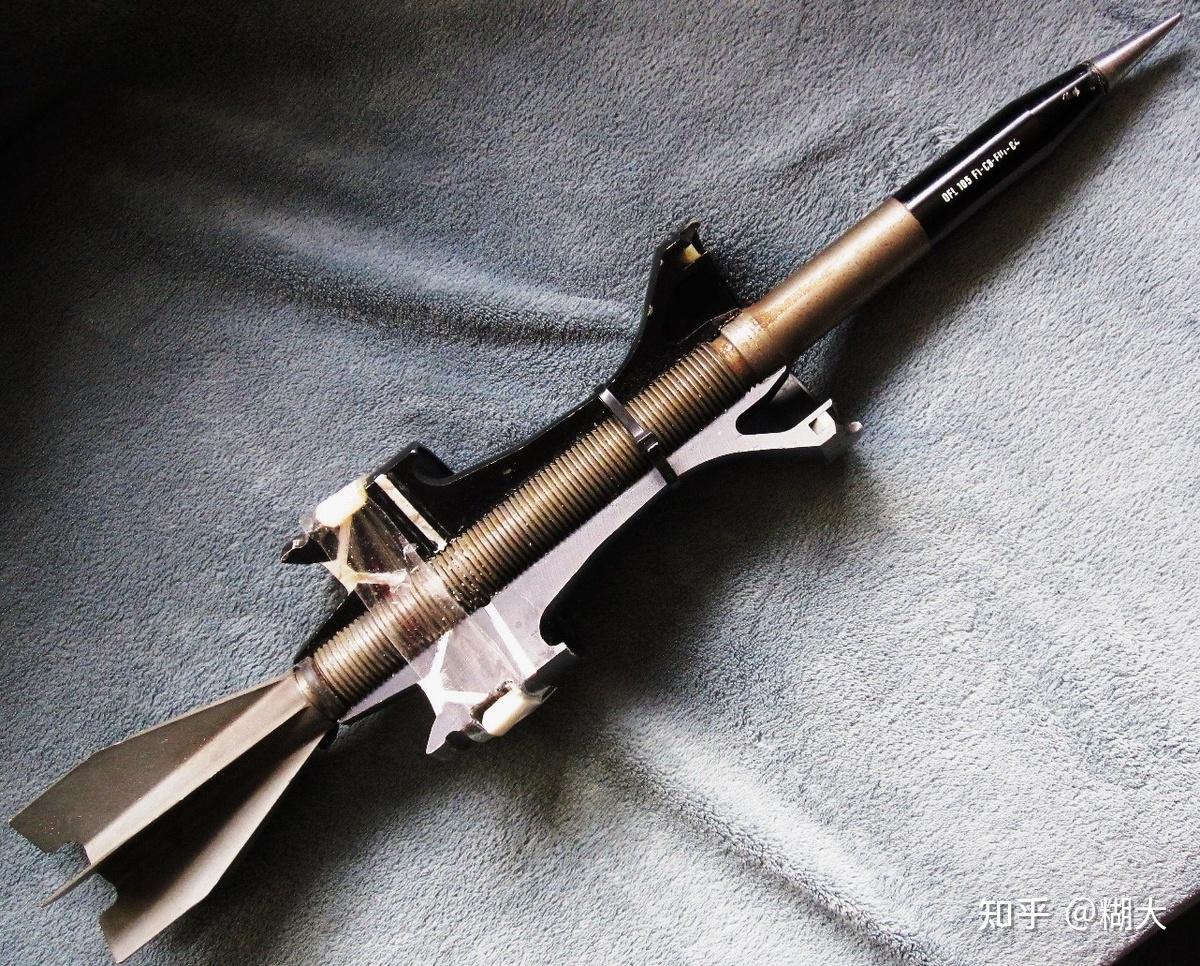 烂漫法国的“AMX-30B2”主战坦克 - 知乎