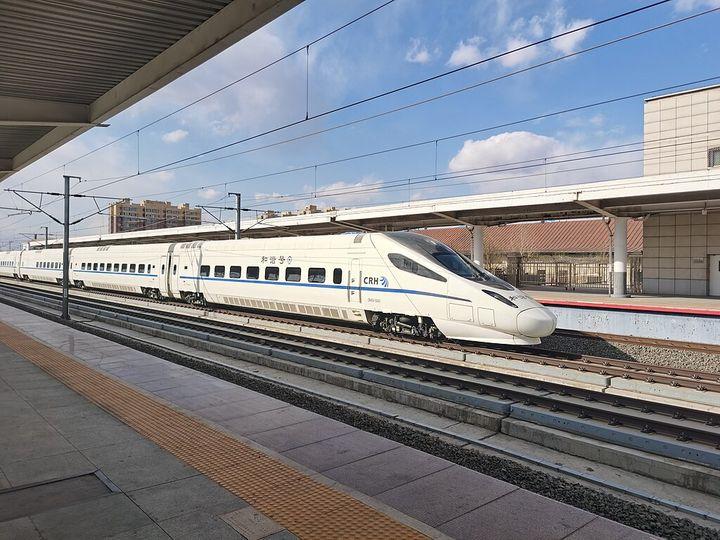 和谐号CRH5型电力动车组 / China Railway CRH5 - 辽观搬运的中英文维基百科词条 - 知乎